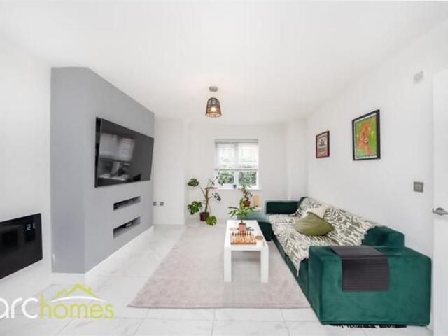 For Sale 2 Bedroom Apartment Lancs Lancashire DS98687413