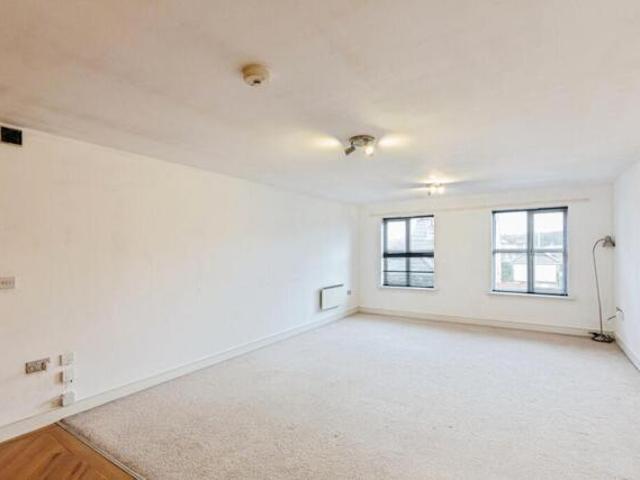 For Sale 2 Bedroom Apartment Lancs Lancashire DS98800756
