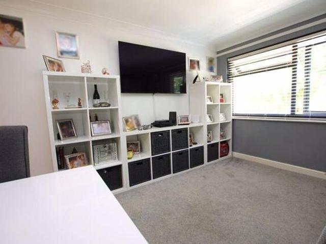 For Sale 2 Bedroom Apartment Lee On Solent Hampshire DS99773846