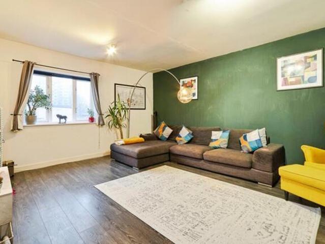 For Sale 2 Bedroom Apartment Leeds Leeds DLS100456297