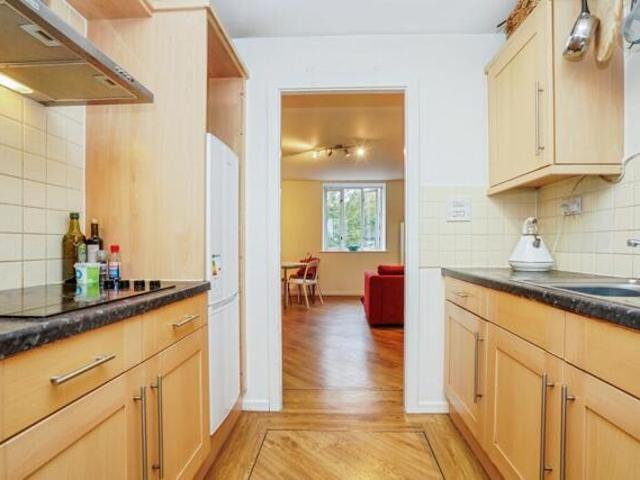For Sale 2 Bedroom Apartment Leeds Leeds DS99054953
