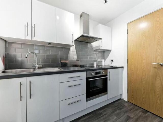 For Sale 2 Bedroom Apartment Leeds Leeds DS99290072