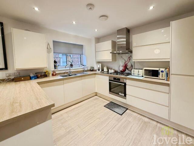 For Sale 2 Bedroom Apartment Lincoln Lincolnshire DS98119598