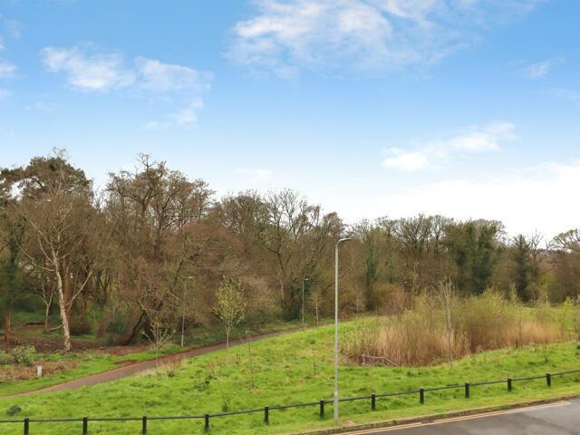 For Sale 2 Bedroom Apartment Llanrumney Llanrumney DS100854958