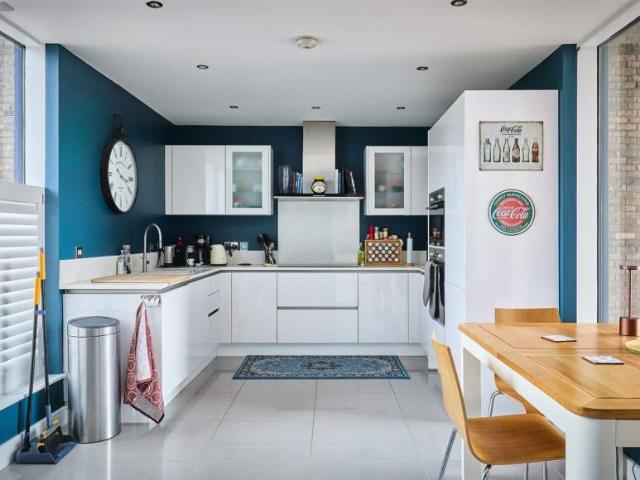 For Sale 2 Bedroom Apartment London Battersea DS90435388