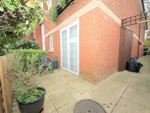 For Sale 2 Bedroom Apartment London Greater London DLS98903311