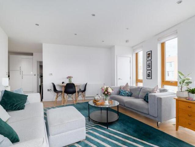 For Sale 2 Bedroom Apartment London Greater London DS100733621