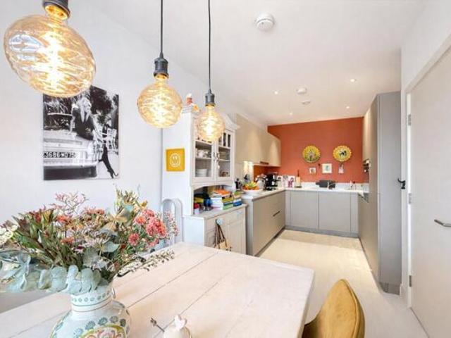 For Sale 2 Bedroom Apartment London Greater London DS100917424