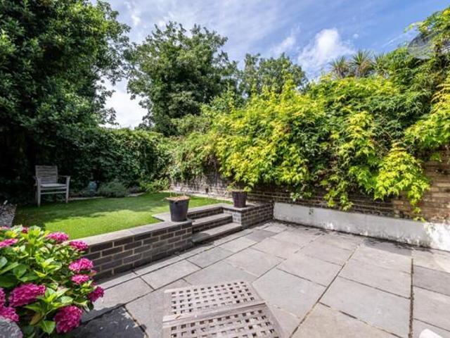 For Sale 2 Bedroom Apartment London Greater London DS101931657