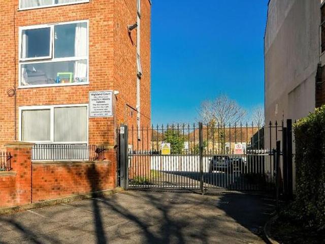 For Sale 2 Bedroom Apartment London Greater London DS98800931