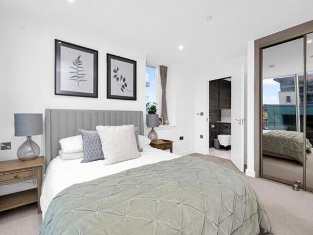 For Sale 2 Bedroom Apartment Londres Greater London DLS100824846