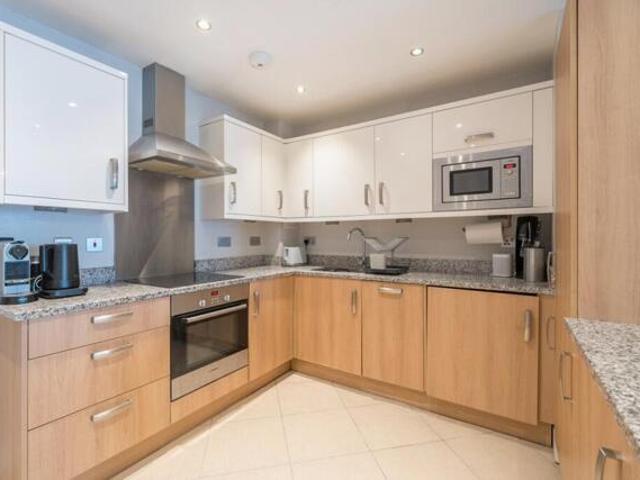 For Sale 2 Bedroom Apartment Londres Greater London DLS100917640