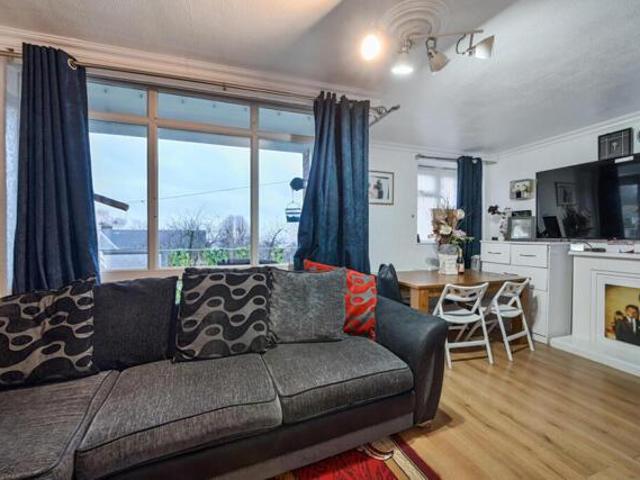 For Sale 2 Bedroom Apartment Londres Greater London DLS98834844
