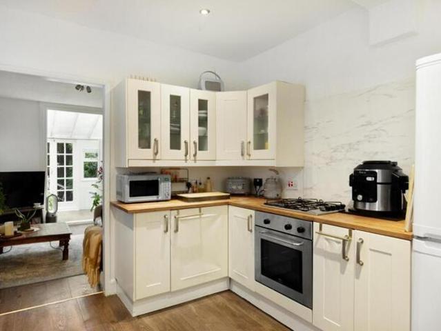 For Sale 2 Bedroom Apartment Londres Greater London DS98204634