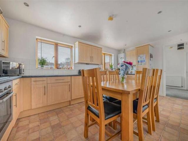 For Sale 2 Bedroom Apartment Londres Greater London DS98834662