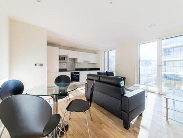 For Sale 2 Bedroom Apartment Londres Greater London DS98930137