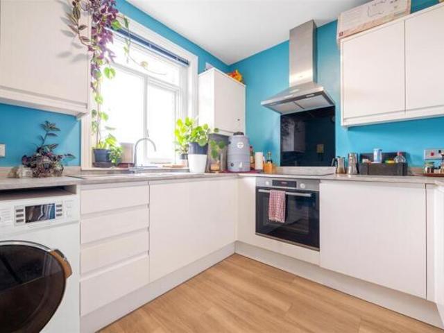 For Sale 2 Bedroom Apartment Londres Greater London DS99277783