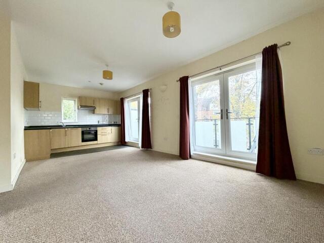 For Sale 2 Bedroom Apartment Londres Greater London DS99436922