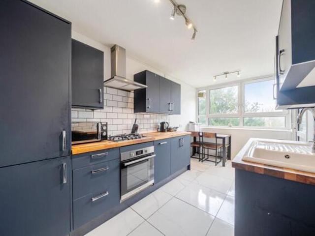 For Sale 2 Bedroom Apartment Londres Greater London DS100456415
