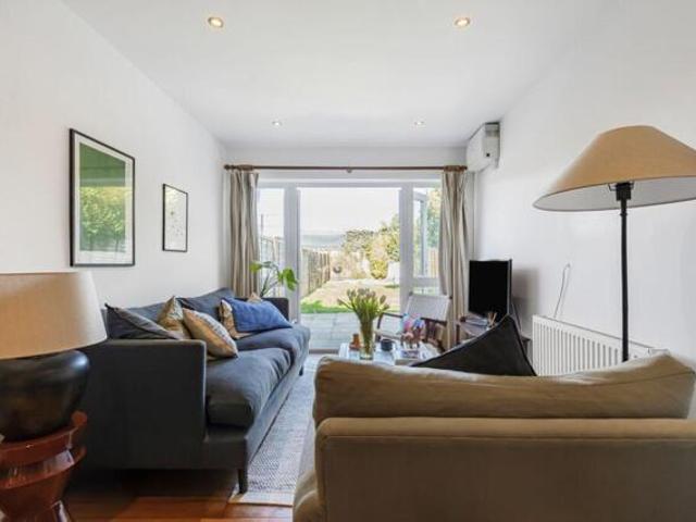 For Sale 2 Bedroom Apartment Londres Greater London DS100540966