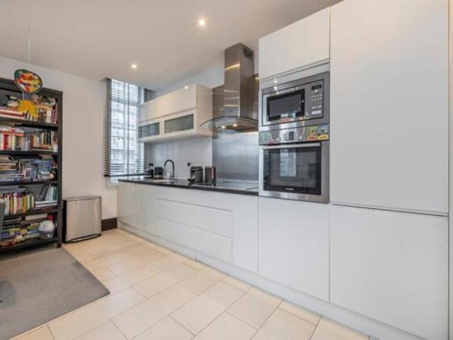For Sale 2 Bedroom Apartment Londres Greater London DS100578894