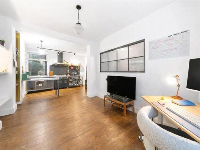For Sale 2 Bedroom Apartment Londres Greater London DS100733822