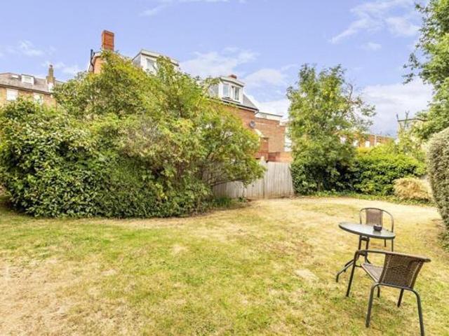 For Sale 2 Bedroom Apartment Londres Greater London DS100786555