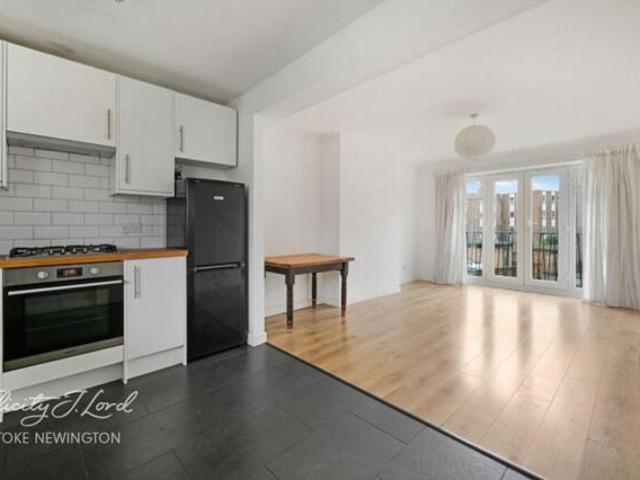 For Sale 2 Bedroom Apartment Londres Greater London DS100058228