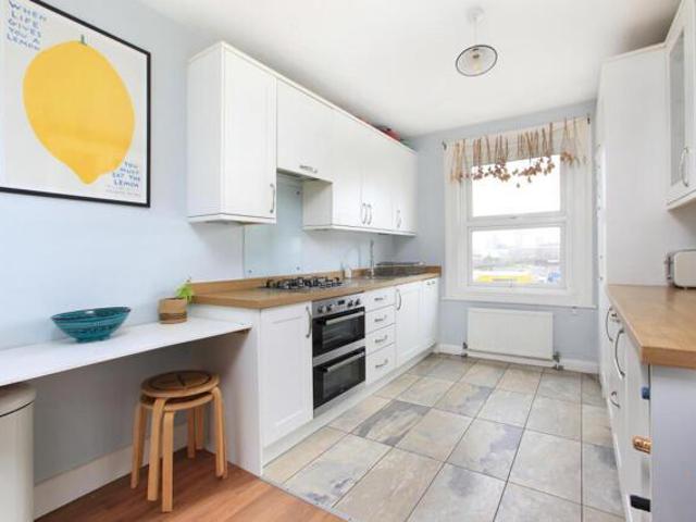 For Sale 2 Bedroom Apartment Londres Greater London DS100132524
