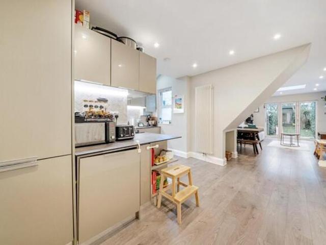 For Sale 2 Bedroom Apartment Londres Greater London DS101676117