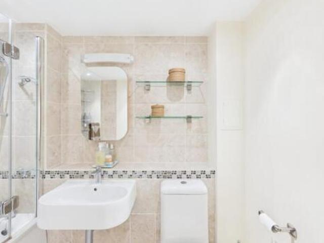 For Sale 2 Bedroom Apartment Londres Greater London DS101677393