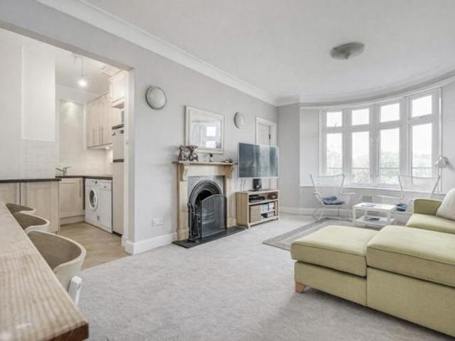 For Sale 2 Bedroom Apartment Londres Greater London DS101743190