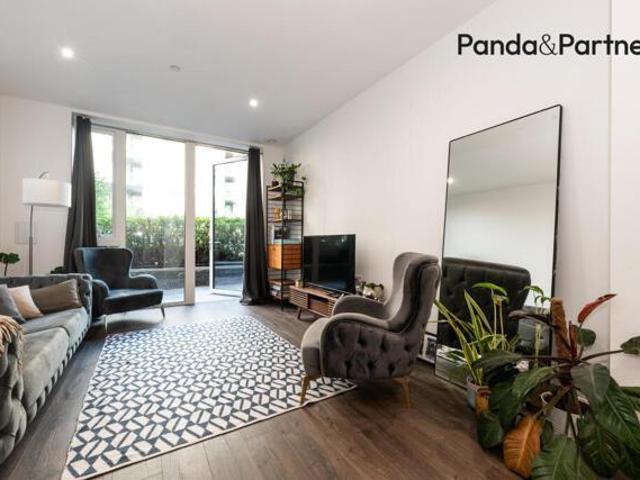 For Sale 2 Bedroom Apartment Londres Greater London DS101777780
