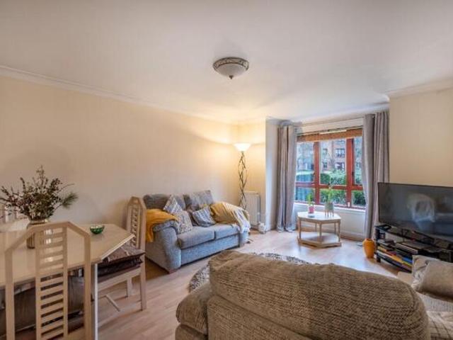 For Sale 2 Bedroom Apartment Paisley Renfrewshire DS99688500