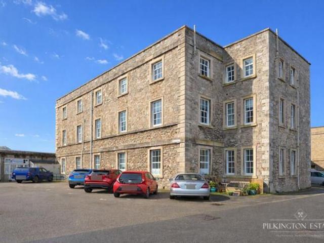 For Sale 2 Bedroom Apartment Plymouth Plymouth DLS100987759