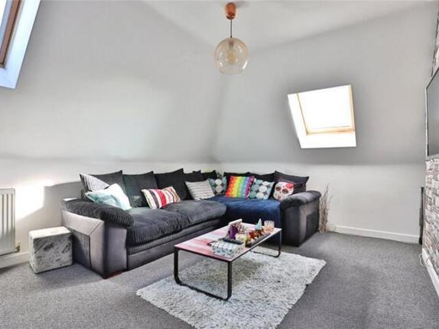 For Sale 2 Bedroom Apartment Poole Poole DS99895362