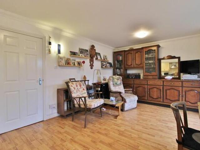 For Sale 2 Bedroom Apartment Portsmouth Hampshire DLS101379145