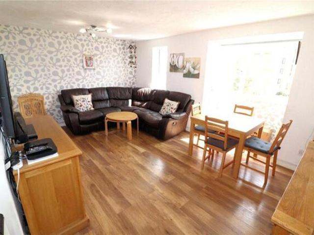 For Sale 2 Bedroom Apartment Rainham Greater London DS100649270