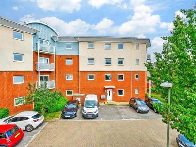 For Sale 2 Bedroom Apartment Redhill Surrey DS98118931