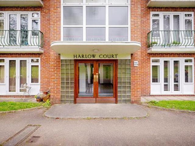 For Sale 2 Bedroom Apartment Reigate Surrey DS101231636