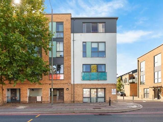 For Sale 2 Bedroom Apartment Richmond Greater London DS98930370