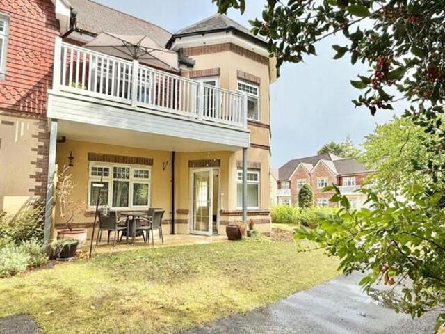 For Sale 2 Bedroom Apartment Ringwood Hampshire DS99571992