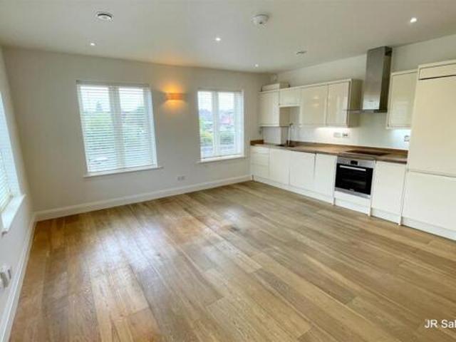 For Sale 2 Bedroom Apartment Station Road Station Road DS101351698