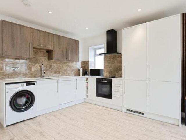 For Sale 2 Bedroom Apartment Surbiton Greater London DLS98800824