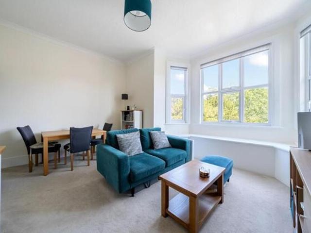 For Sale 2 Bedroom Apartment Surrey Great London DS99523834