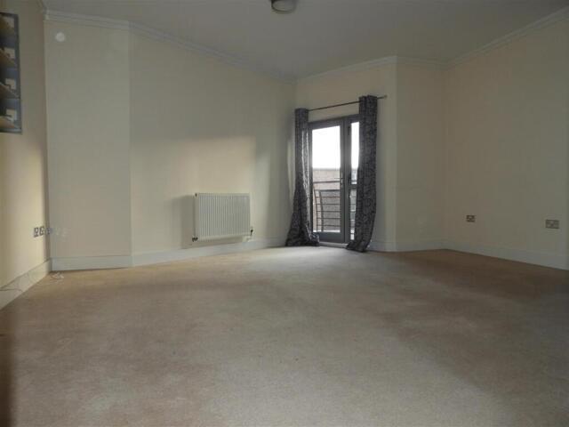 For Sale 2 Bedroom Apartment Swindon Wiltshire DLS99029140