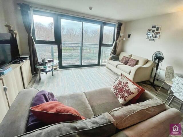 For Sale 2 Bedroom Apartment Salford Salford DLS101379075