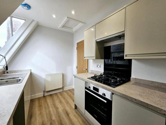 For Sale 2 Bedroom Apartment Scarborough North Yorkshire DLS101168494