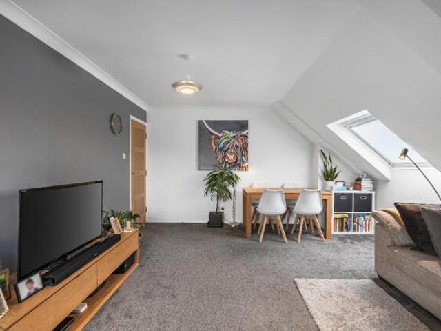 For Sale 2 Bedroom Apartment Seaford East Sussex DS99641767