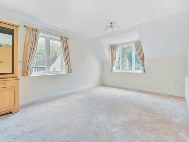 For Sale 2 Bedroom Apartment Southampton Hampshire DS101796929